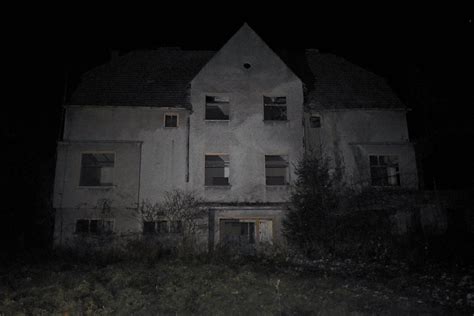 Dom Diabła Nawiedzone Miejsce Na Odludziu