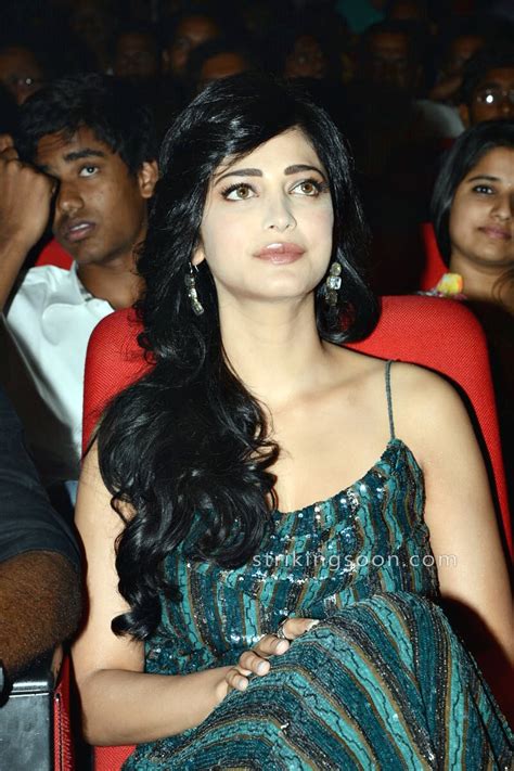 Shruti Hassan Photos At Yevadu Audio Launch Strikingsoonofficial