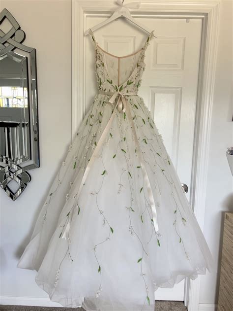 Monique Lhuillier Wedding Dress Save 34 Stillwhite
