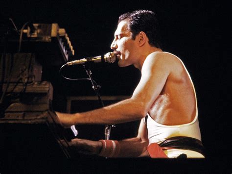 Queen Release Rediscovered Song Featuring Freddie Mercury Canoecom