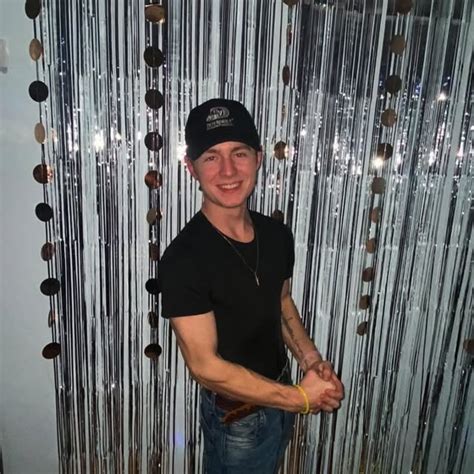 Jesse Dasti Jessedasti • Threads Say More