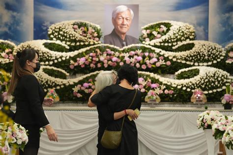 【李怡喪禮】女兒透露臨終遺言：與亡妻一起 台文化部長致哀：他一生為言論自由奮鬥