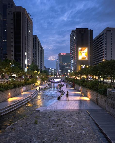 진효정 진효정 Added A New Photo