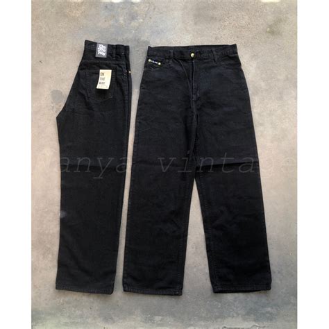กางเกงยีนส์กระบอกดำมิดไนท์ ป้าย On The Way ผู้ชายใส่เท่ Nantiya Shop Thaipick