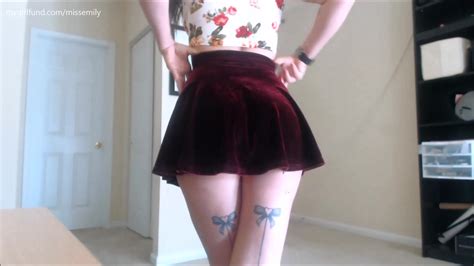 Best Farts Velvet Skirt Farts