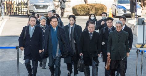 윤 대통령 탄핵심판 변론 출석하는 국회 측 변호인단