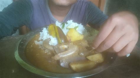Spicy Full Parrot Chiken Curry Three Itam Vaja And Rice Youtube