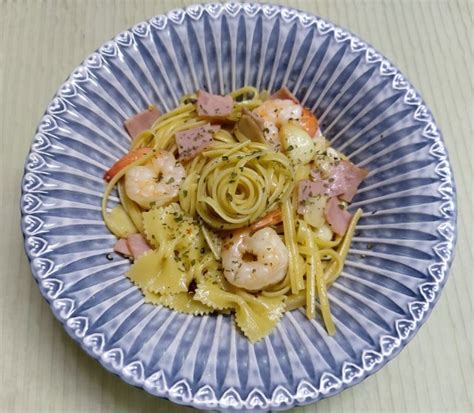 햄 오일 파스타 만들기