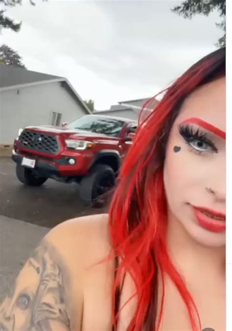 Leaked 911 Dispatch Report Appears To Link Woman Shot By Feds To Escort