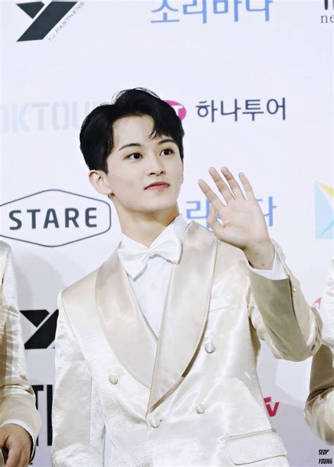 석영 On Twitter Twitter Young Stare