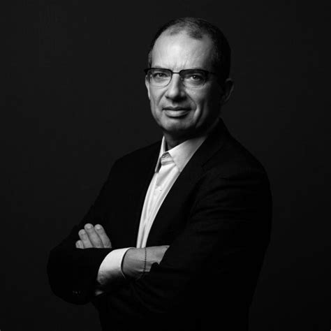 8 Burning Questions Senators Should Ask Modernas Bancel