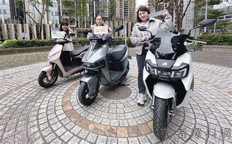 114年新北電動機車補助方案出爐 最高補助35600元 估減少5萬油車
