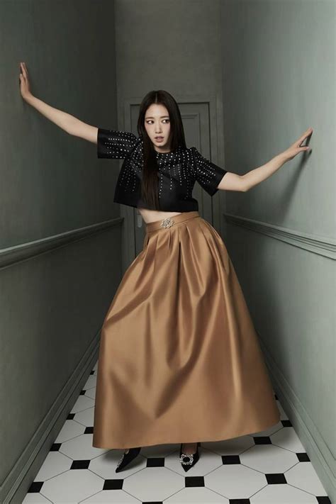 패션엔 박신혜 벌써 가을 계절 앞서가는 클래식의 멋 매혹의 가을룩