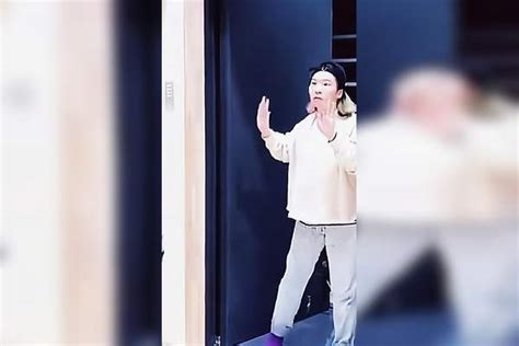 可恶！竟然被她装到了~全程没笑场也是挺厉害的全程