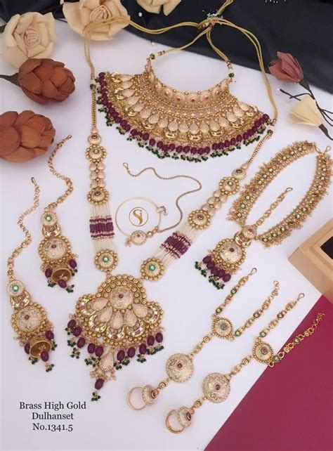 Pin By Gold Jewels To Buy This Whats On Dulhan Set Gold Necklace