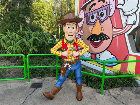 Toy Story Land Characters Dress Up For Christmas 2022 At Disneys