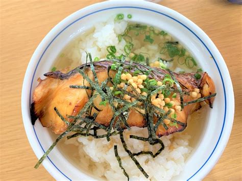 【昼食】白身魚照り焼き出汁茶漬け｜食事サービス｜【公式】有料老人ホーム エデンの園｜聖隷福祉事業団
