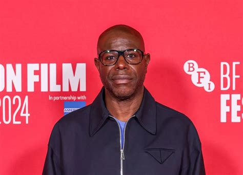 استیو مک‌کوئین بیست و ششمین فیلم جیمز باند را کارگردانی می‌کند شایعه