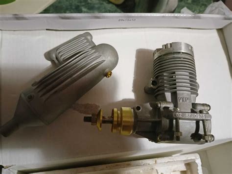 Silnik modelarski spalinowy trzy sztuki Tomaszów Mazowiecki OLX pl