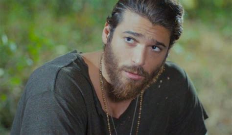 Isola Dei Famosi Ilary Blasi Scarica Paolo Ciavarro Chi Sarà Linviato