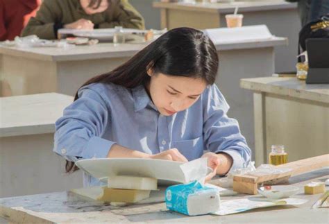 胡嘉慧：学向勤中得 萤窗万卷书 景德镇陶瓷大学官方网站