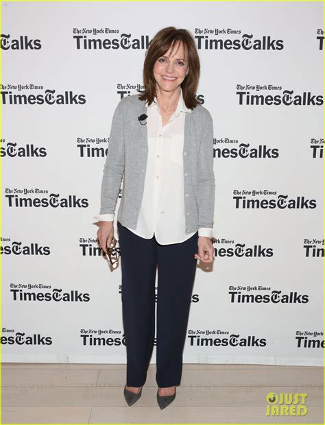 Sally Field Follows Helen Mirrens Footsteps Kisses Stephen Colbert