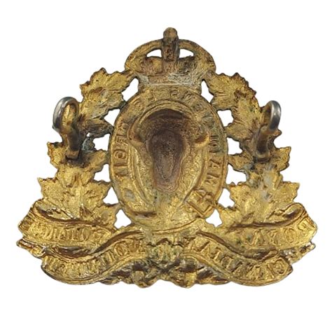 Rcmp Royal Canadian Mounted Police Cap Badge Canadian Soldier Militaria