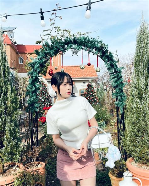 Nguyễn Thị Chung 2001chung • Instagram Photos And Videos