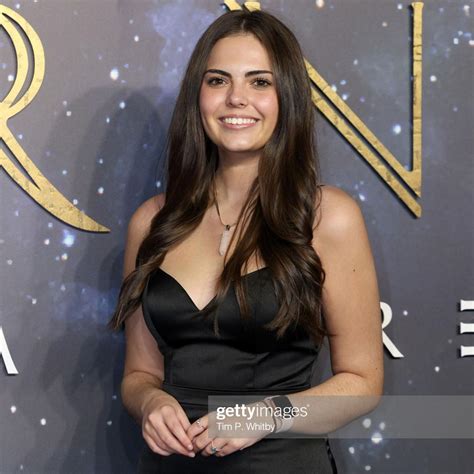 Contact Izzy Evans Agent Manager And Publicist Details