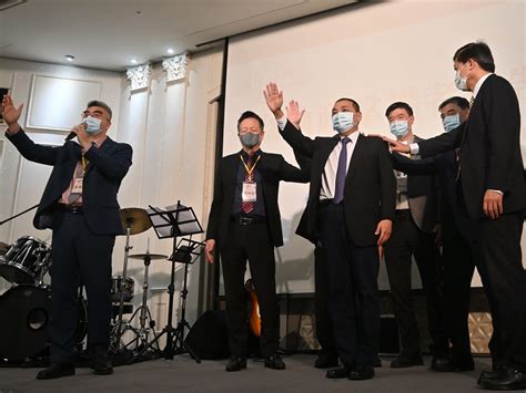 新北舉辦城市祈禱早餐會，合一築壇守望！市長：從教會關懷弱勢見耶穌