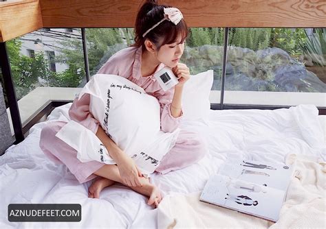 Zi Xuan Zhang Feet Aznudefeet