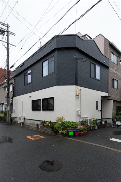 K083 和モダンなアトリエを備えた居心地のよい家（二世帯住宅） 外観 ｜自分に合ったリフォーム・リノベ会社が見つかる｜hags