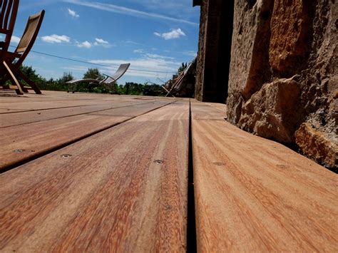 Terrasse En Bois Exotique Posée Sur Dalle Béton Larefabrique