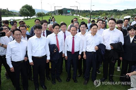 與 이재명 단식투쟁에 뜬금포구속 피하려는 방탄 단식이냐종합 나무뉴스