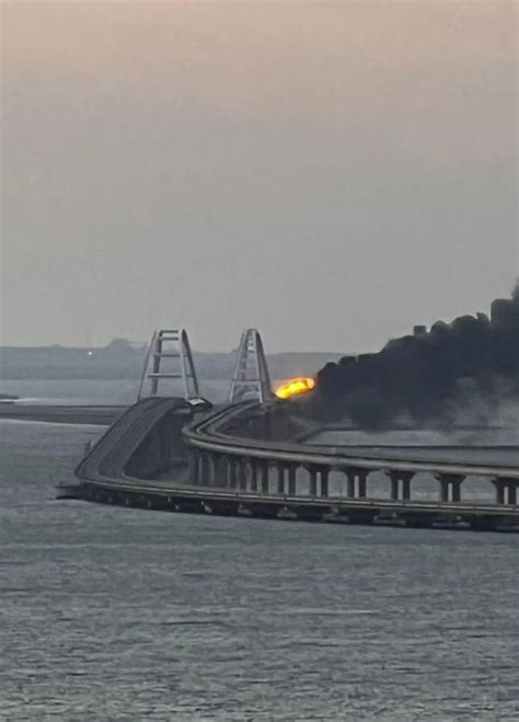 克里米亞刻赤大橋發生爆炸 資訊咖