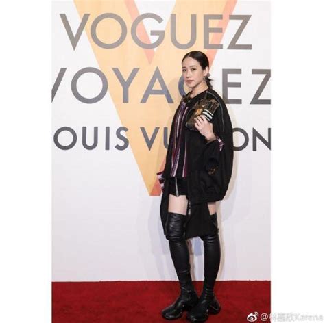 被罵小三專愛有婦之夫，與恩師決裂遭封殺她的段位可真不低！ Peekme