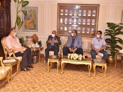 صور محافظ أسيوط يستقبل مسئولي الوكالة الأمريكية للتنمية ال مصراوى