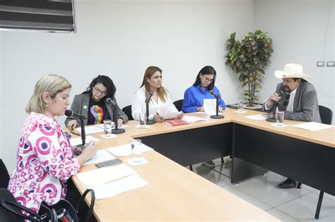 Determina Comisión de Protocolo proyectos de reformas y adiciones a leyes H Congreso del