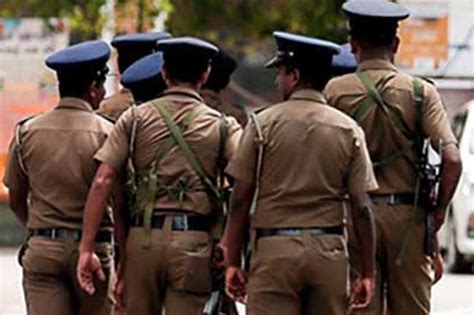 ගුටි කෙළිය බේරන්න ගිය පොලිස් නිලධාරීන්ට පහරදීමක්
