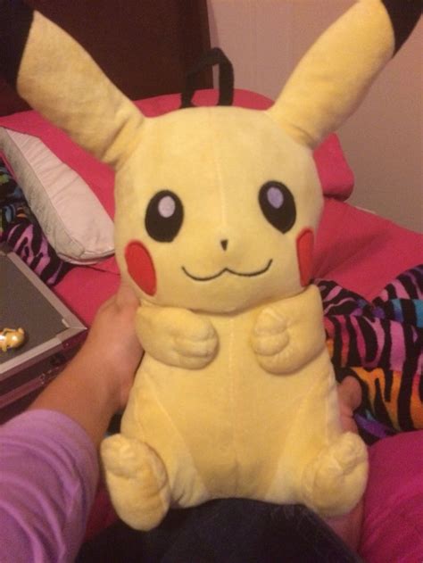 Pin By Frisk On Pokemon Pokemon Pikachu Fictional Characters