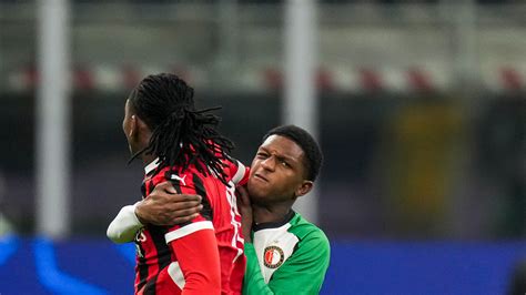 Feyenoord Niet Akkoord Met Rode Kaart Read Club Gaat In Beroep