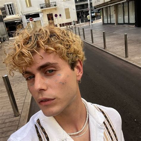 Mattia Mattia Smn • Threads Say More
