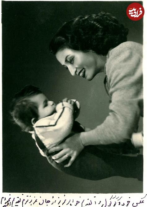 عکس؛ سفر به تاریخ؛ بی بی افسر دختر خان بختیاری در کنار پسرش گوگول