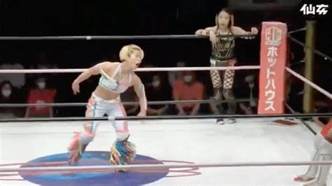 Mikaiwatafanpage On Twitter Mikas Educated Feet Can Put You Down