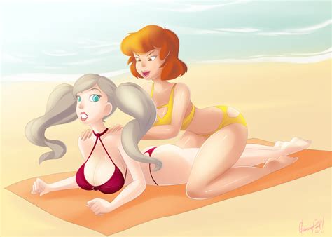 Ann Tans April Hosts The Haughty Models Sunkissed Final Performance