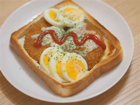 好きな具材をのせて焼くだけ！簡単おいしい「ぎゅうぎゅう焼きトースト」の魅力 食べ物のアイデア おいしい 食パン アレンジ