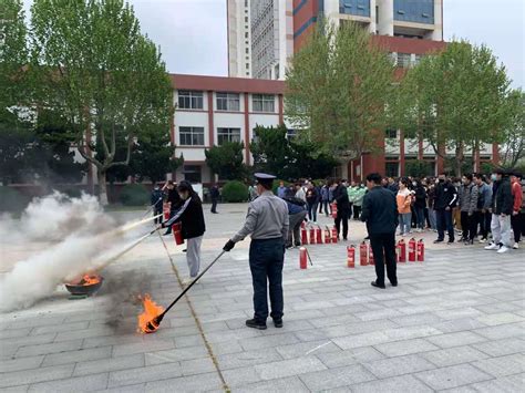 药学院开展消防安全演练活动 江苏海洋大学药学院
