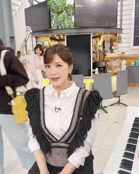 高木里代子さんのインスタグラム写真 高木里代子instagram「おはようございますっ。 今朝のお目覚めいかがですか？？ 3月になりな