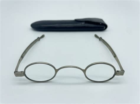 Mid 1800s Victorian Silver Sliding Temple Spectacles Gem