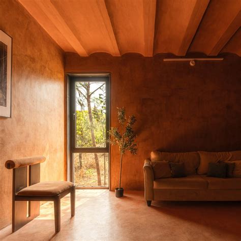 23 Degrees Design Shift Surrounds Hyderabad Home With Moat